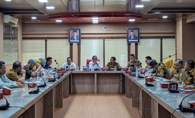 Direktorat Pengembangan Kawasan Transmigasi Kemendestrans dan UGM Gelar ...